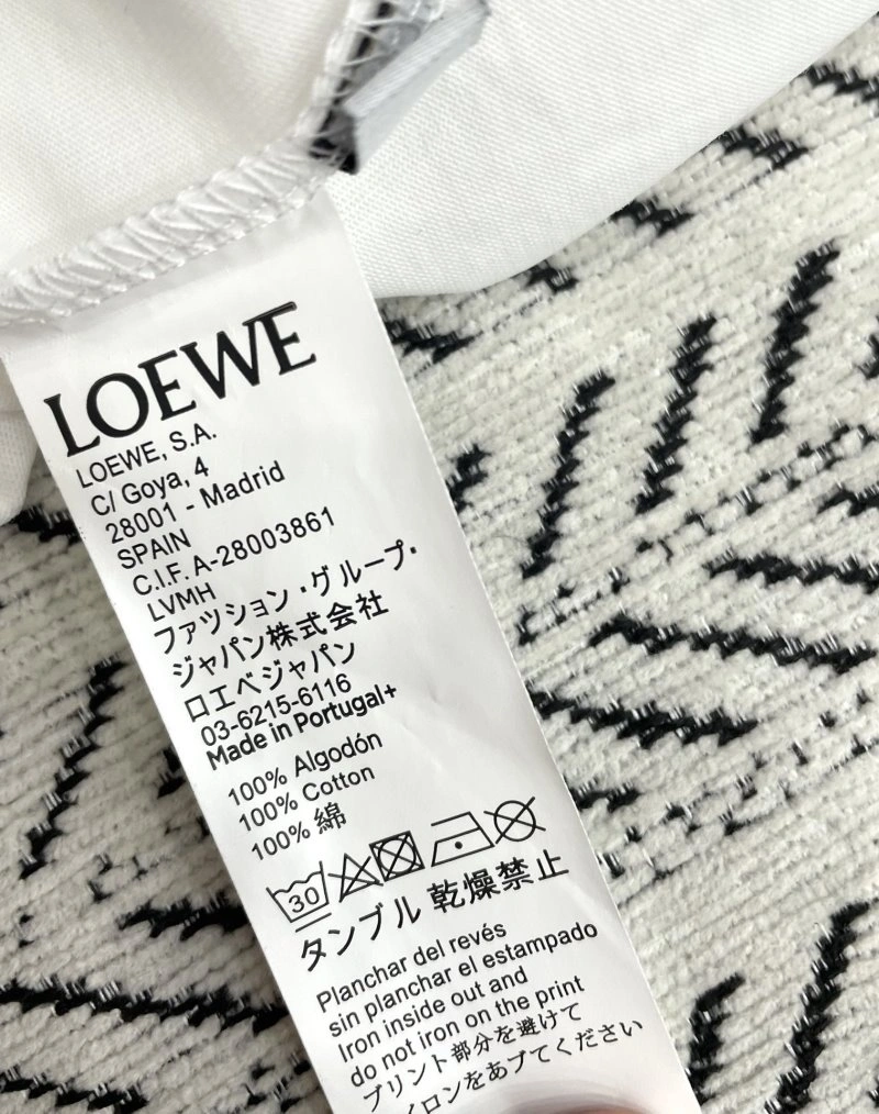 Accurate model Loewe T-Shirts