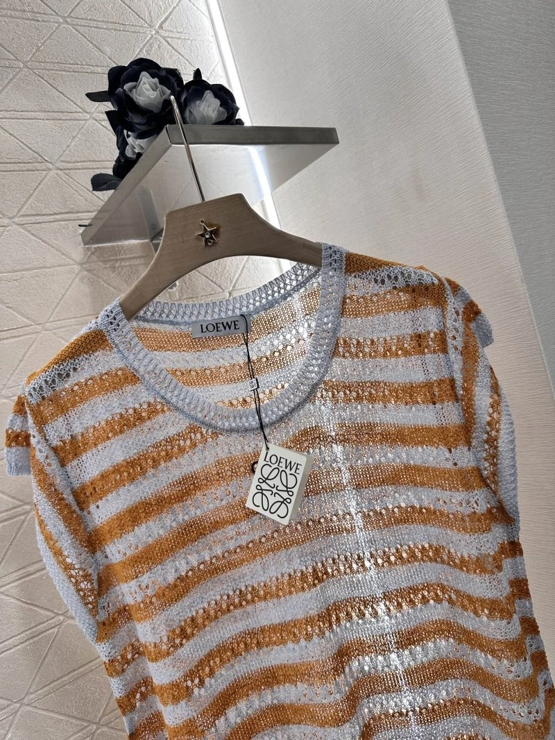 Bargain Loewe T-Shirts
