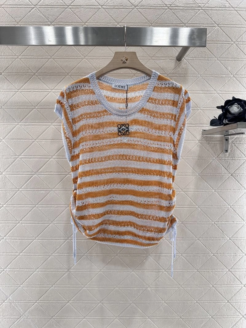 Bargain Loewe T-Shirts
