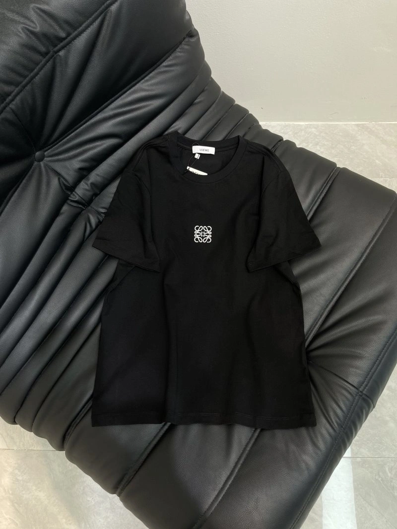 Indistinguishable Loewe T-Shirts