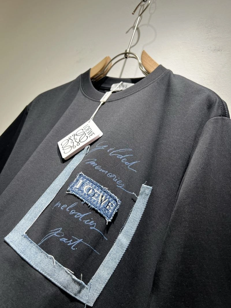 Bargain Loewe T-Shirts