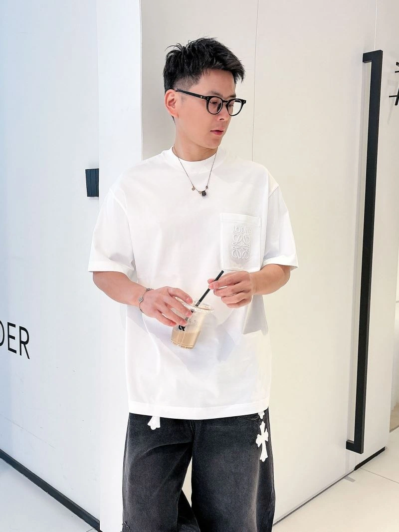 Accurate model Loewe T-Shirts