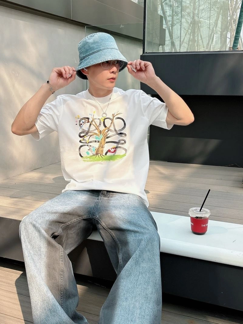 Accurate model Loewe T-Shirts
