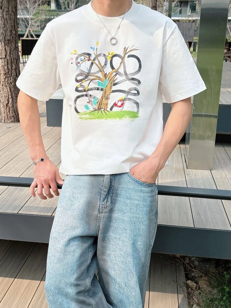 Accurate model Loewe T-Shirts