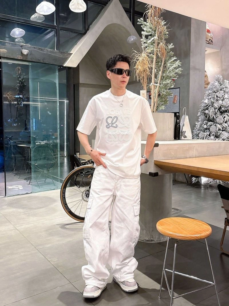 Bargain Loewe T-Shirts