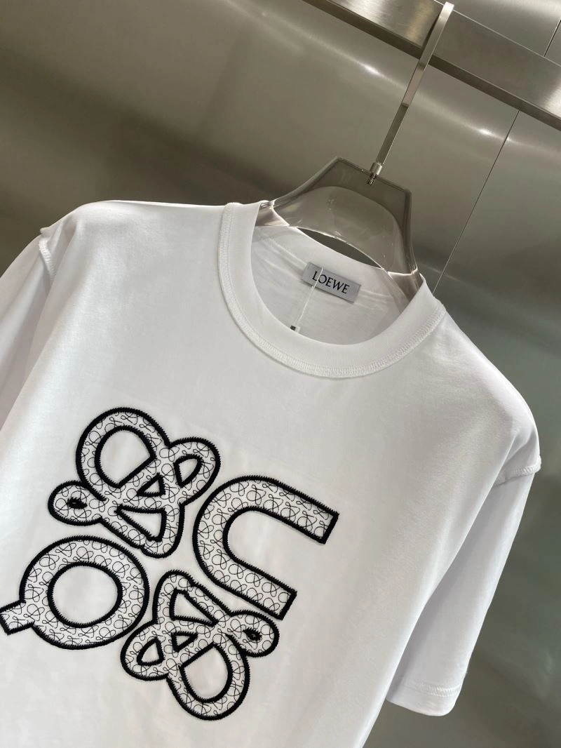 Accurate model Loewe T-Shirts
