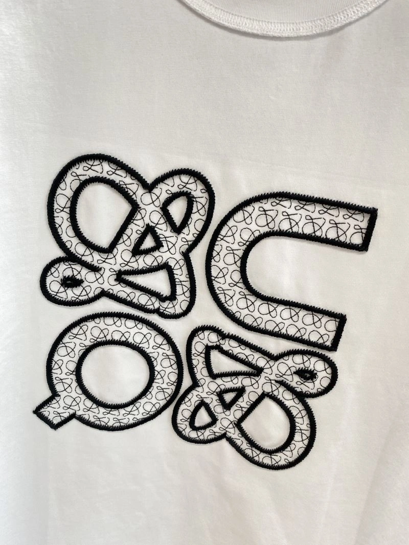 Accurate model Loewe T-Shirts