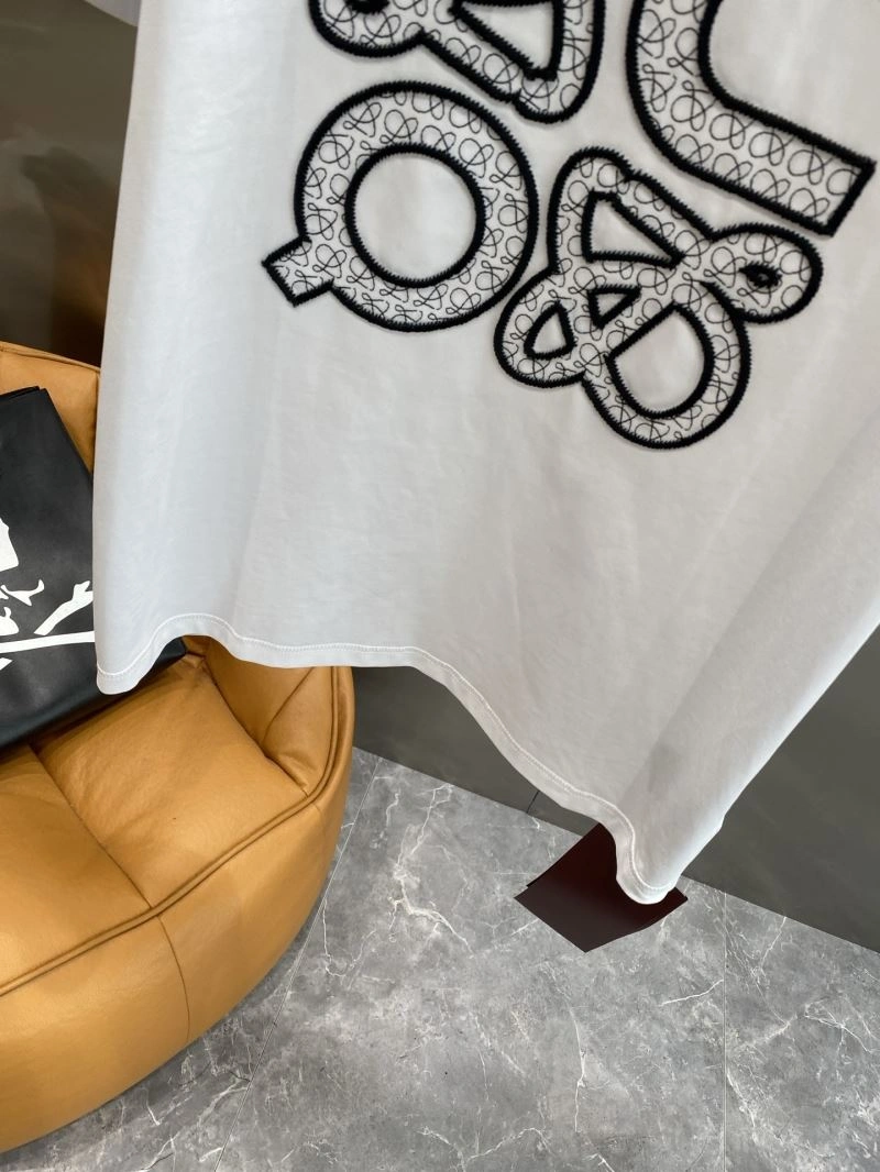Accurate model Loewe T-Shirts
