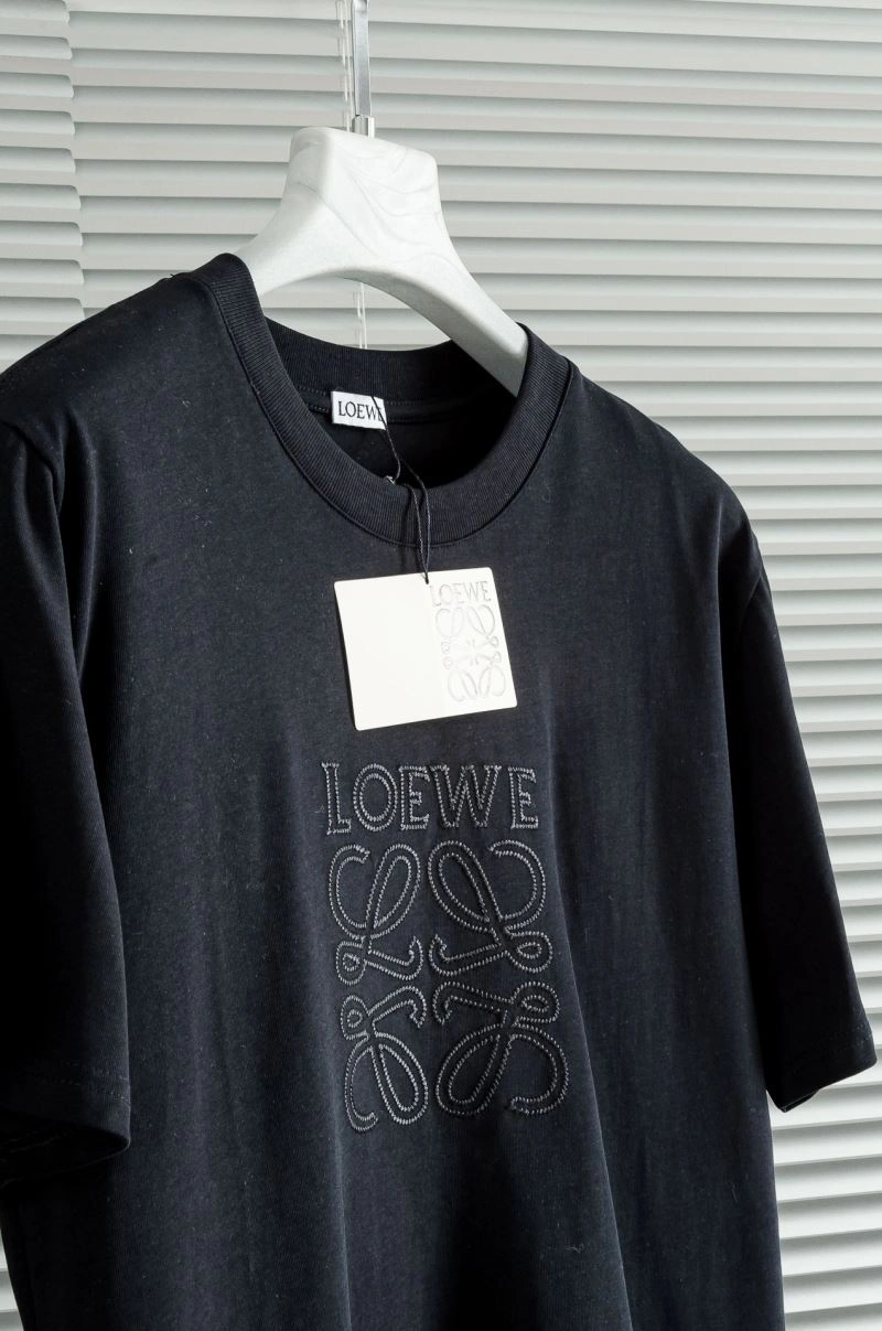 Accurate model Loewe T-Shirts