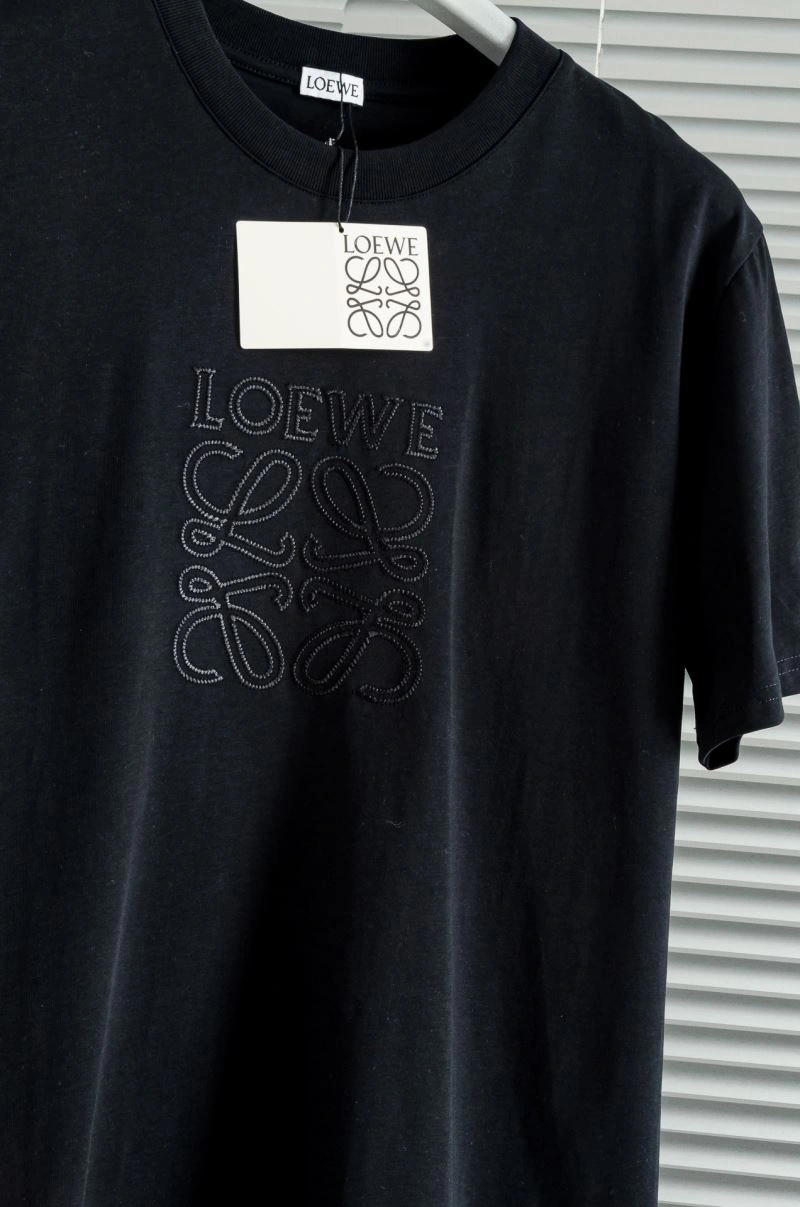 Accurate model Loewe T-Shirts