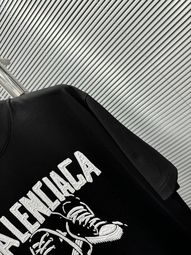 Bargain Loewe T-Shirts