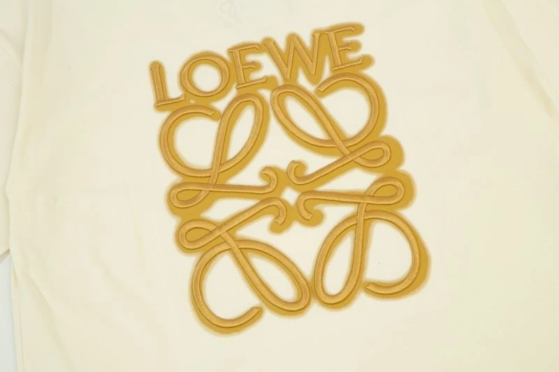 Bargain Loewe T-Shirts
