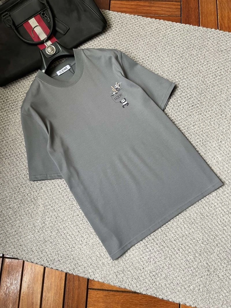 Exact replica Loewe T-Shirts