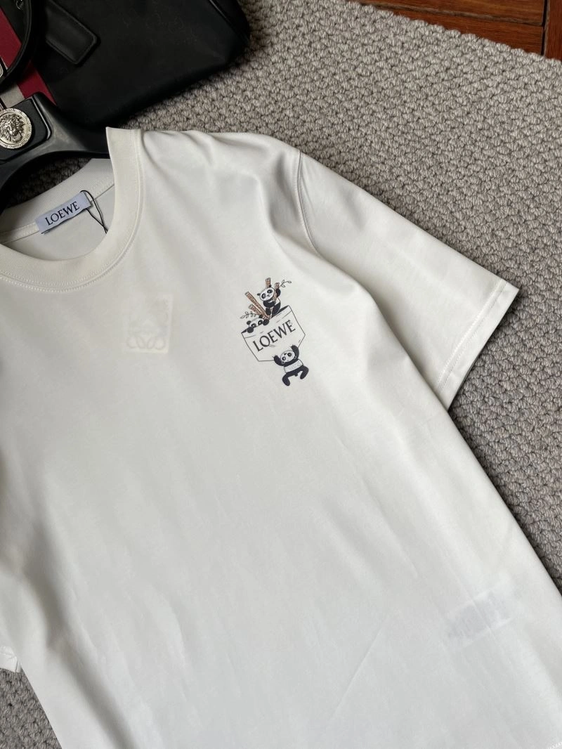 Exact replica Loewe T-Shirts