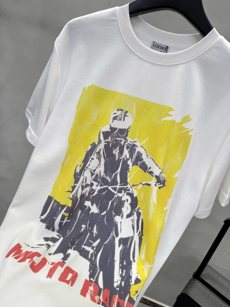 Bargain Loewe T-Shirts