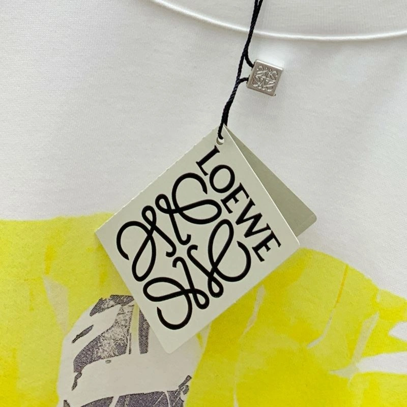 Bargain Loewe T-Shirts