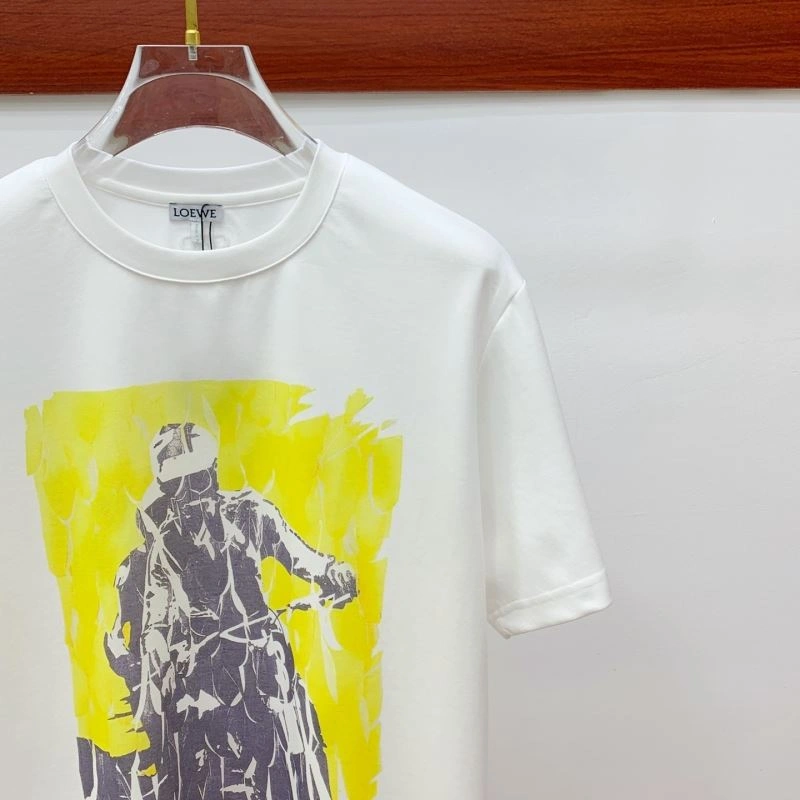 Bargain Loewe T-Shirts