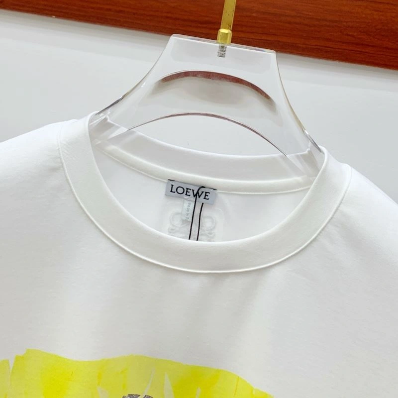 Bargain Loewe T-Shirts