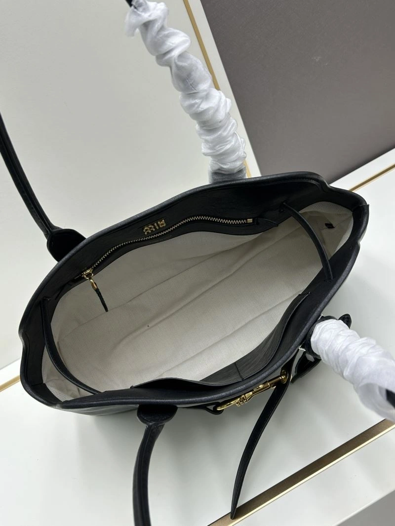 Cut-rate Loewe Top Handle Bags
