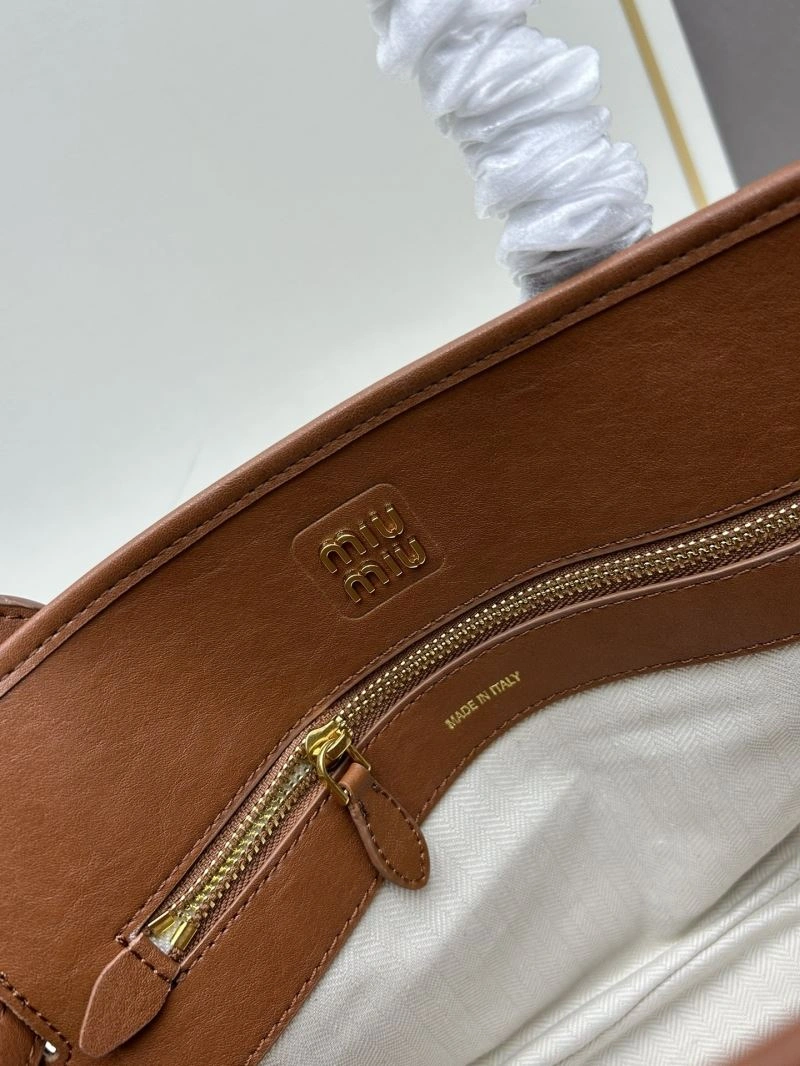 Cut-rate Loewe Top Handle Bags
