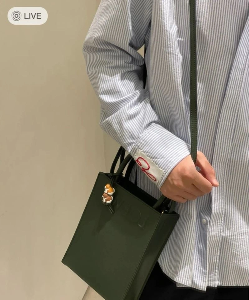 Bargain Loewe Top Handle Bags