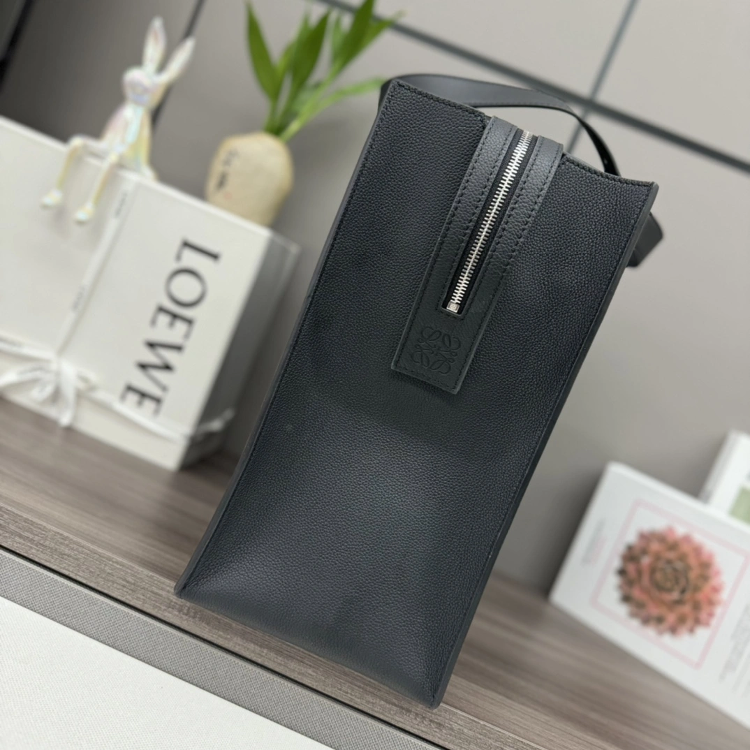 Accurate model Loewe Top Handle Bags