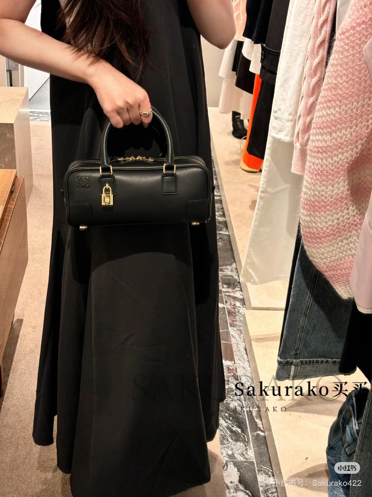 Cut-rate Loewe Top Handle Bags