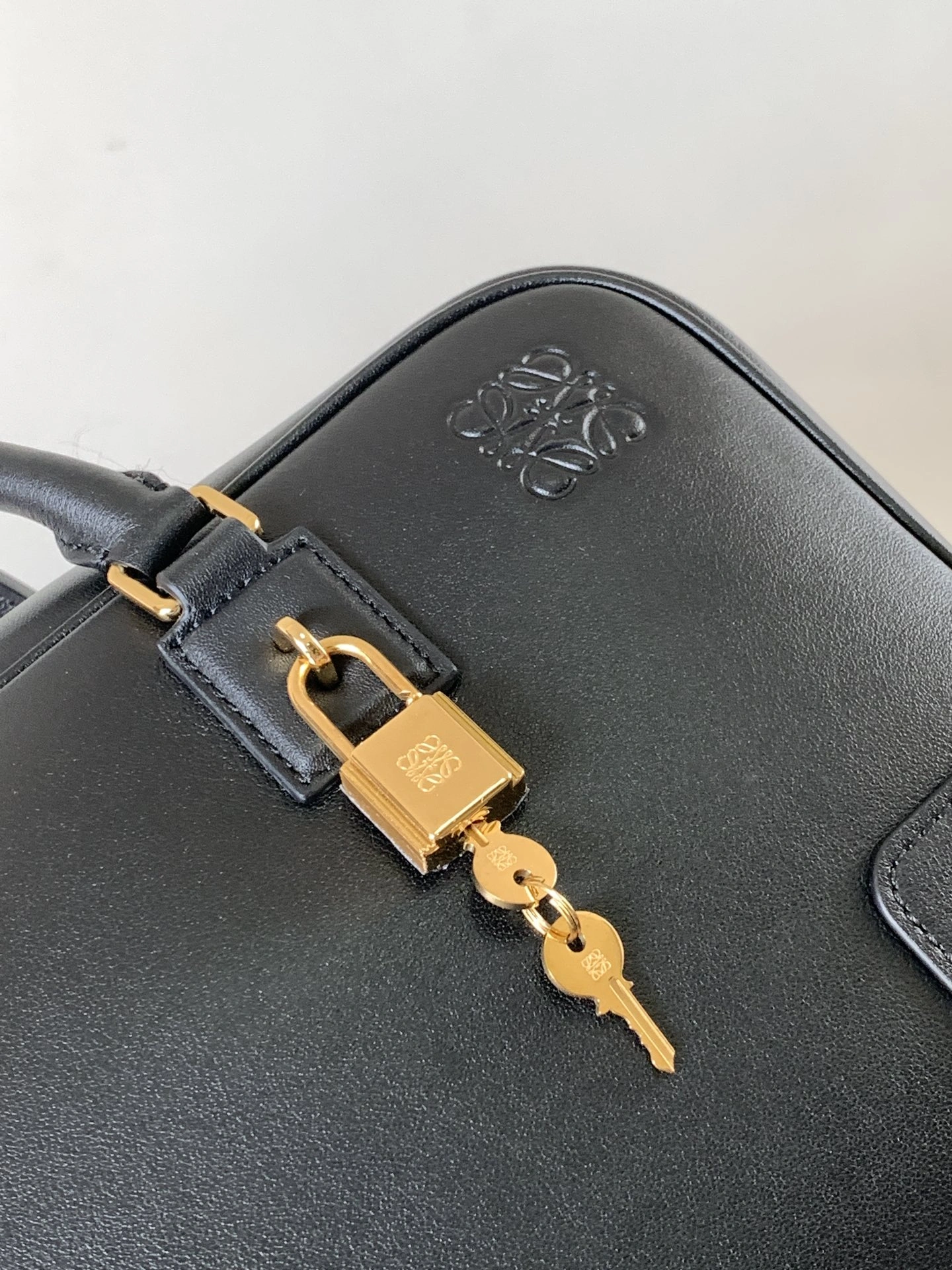 Affordable Loewe Top Handle Bags