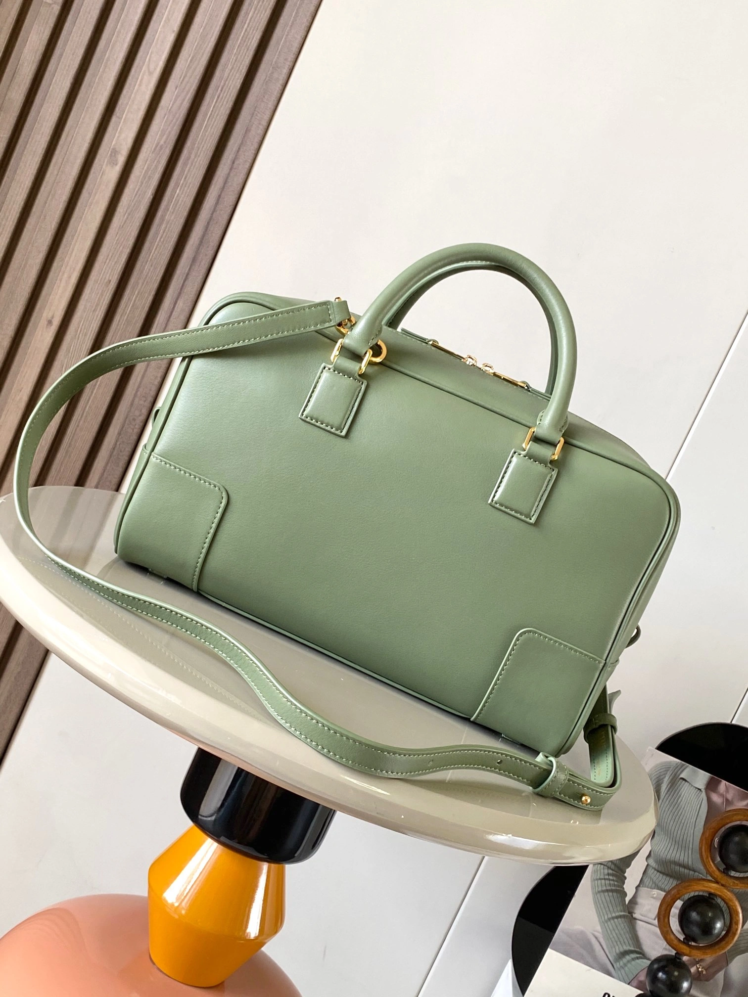 Top mirror Loewe Top Handle Bags