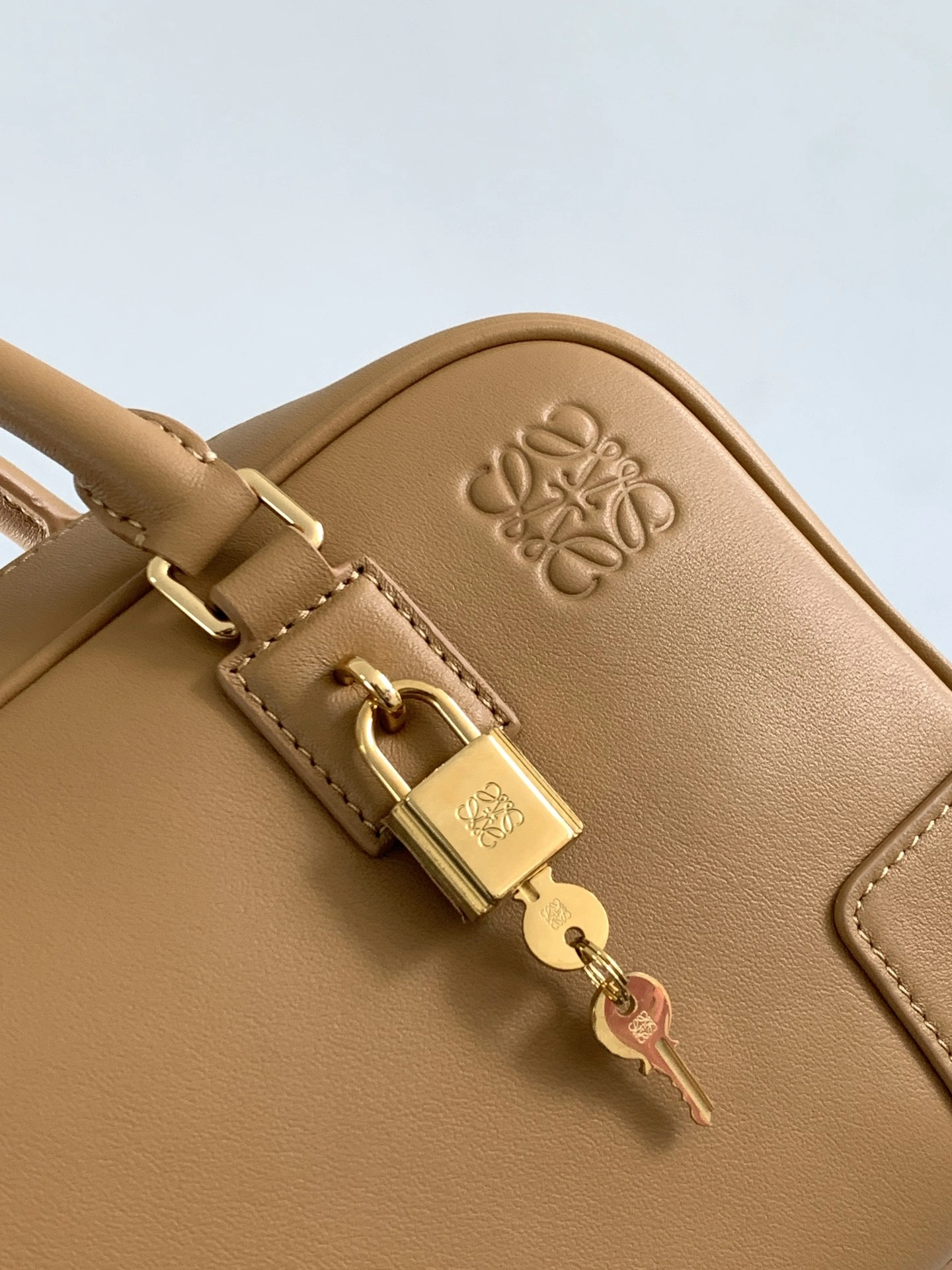 Brand-original Loewe Top Handle Bags