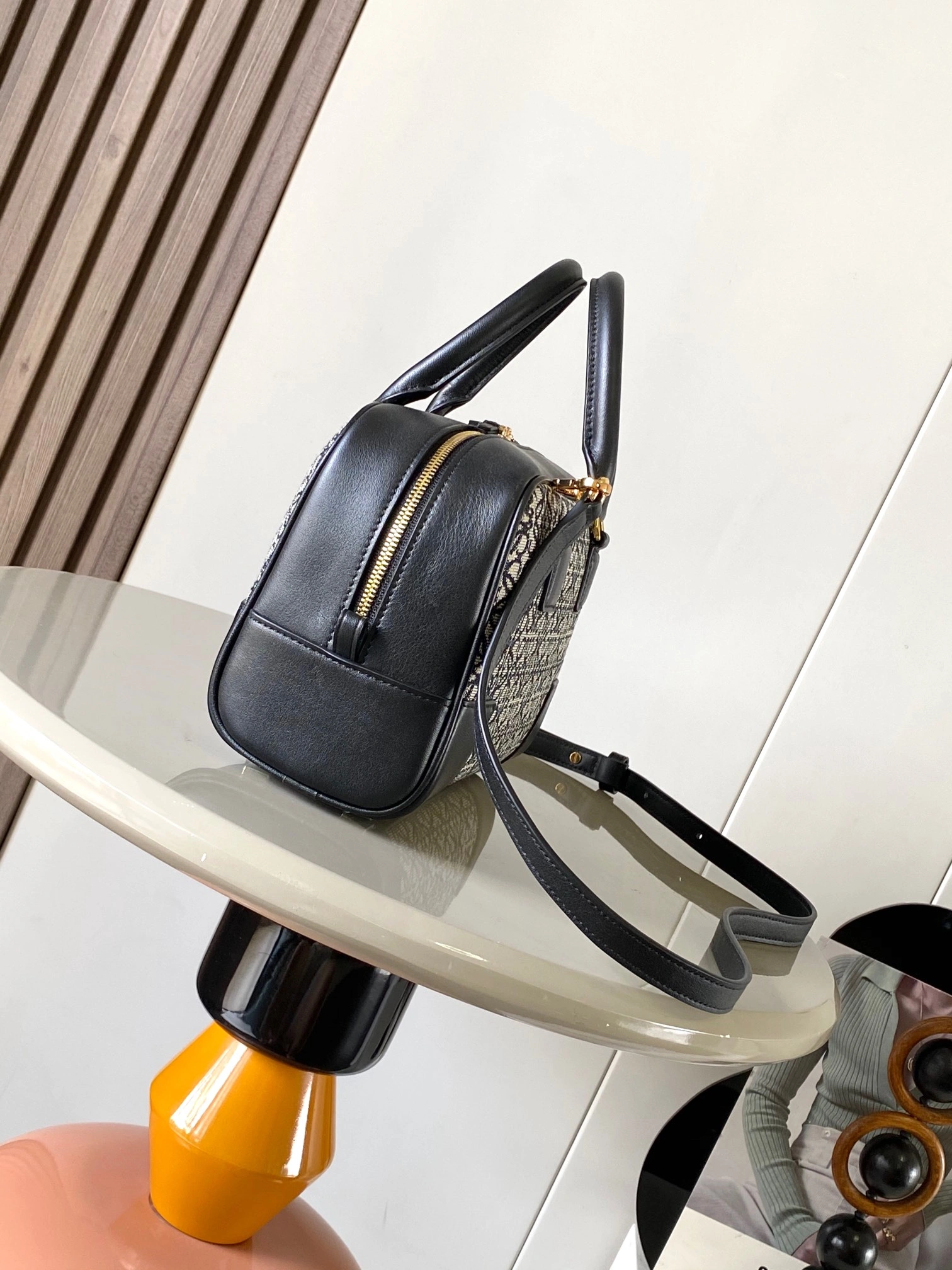 Top mirror Loewe Top Handle Bags