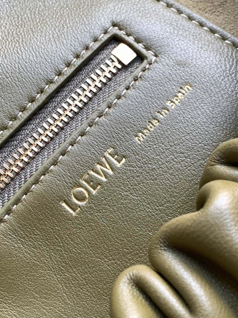 Accurate model Loewe Top Handle Bags