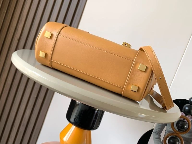 1:1 copy Loewe Top Handle Bags