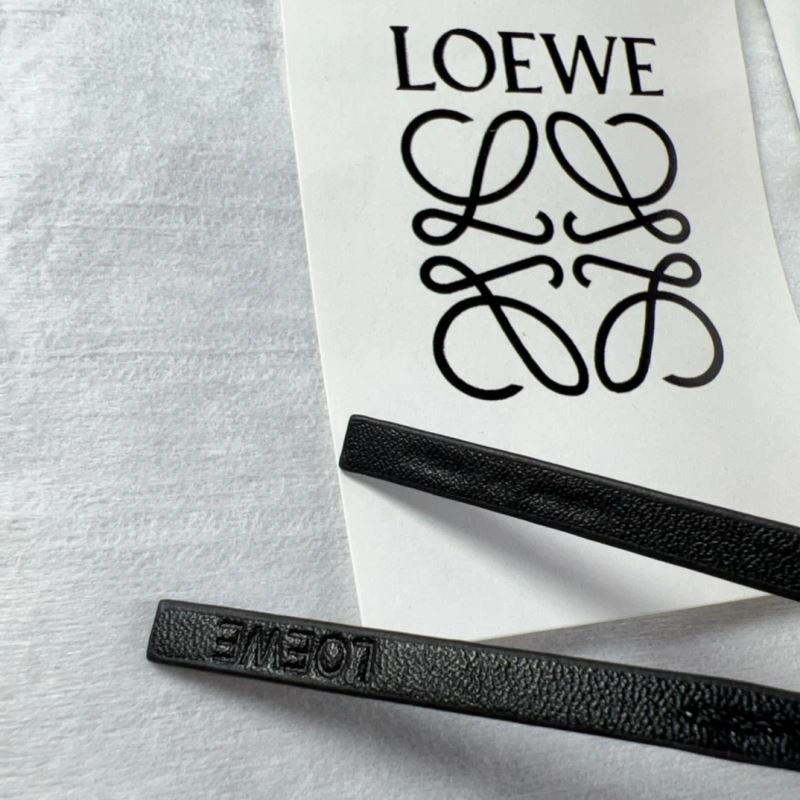 Bargain Loewe Trays