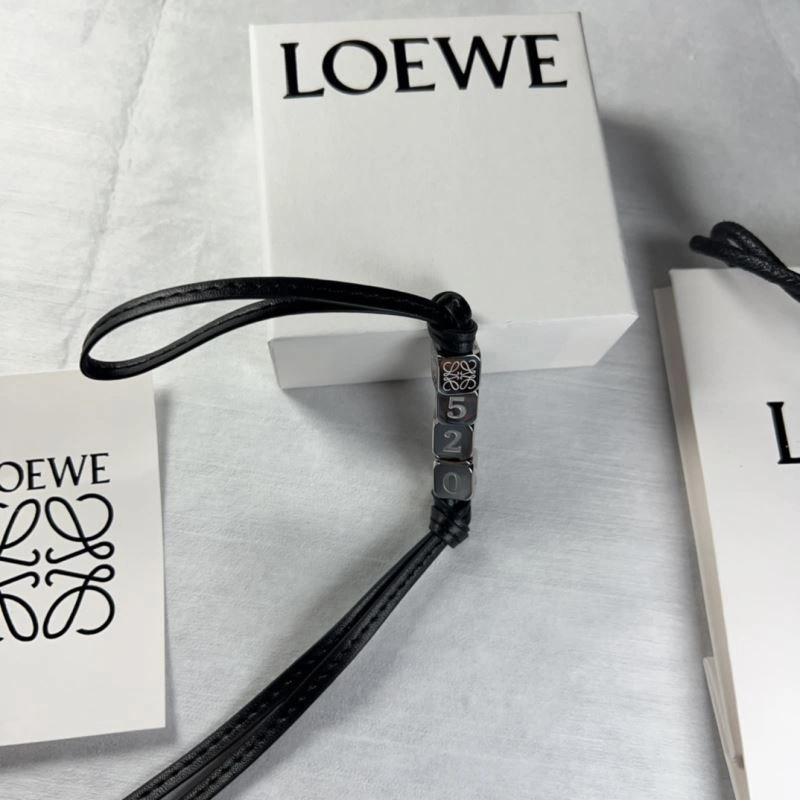 Bargain Loewe Trays