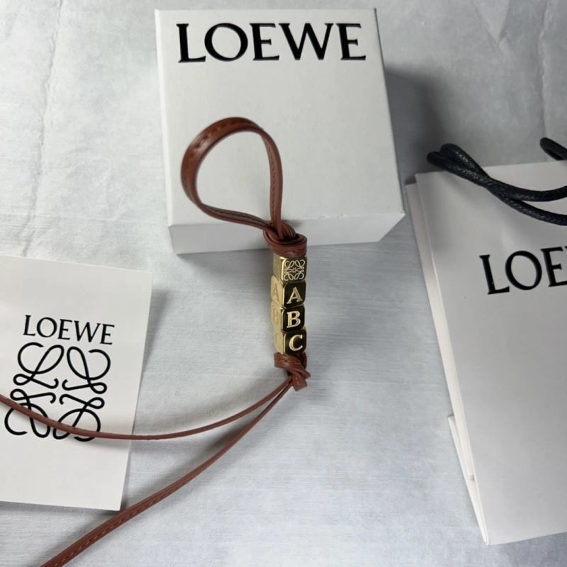 Inexpensive Loewe Trays