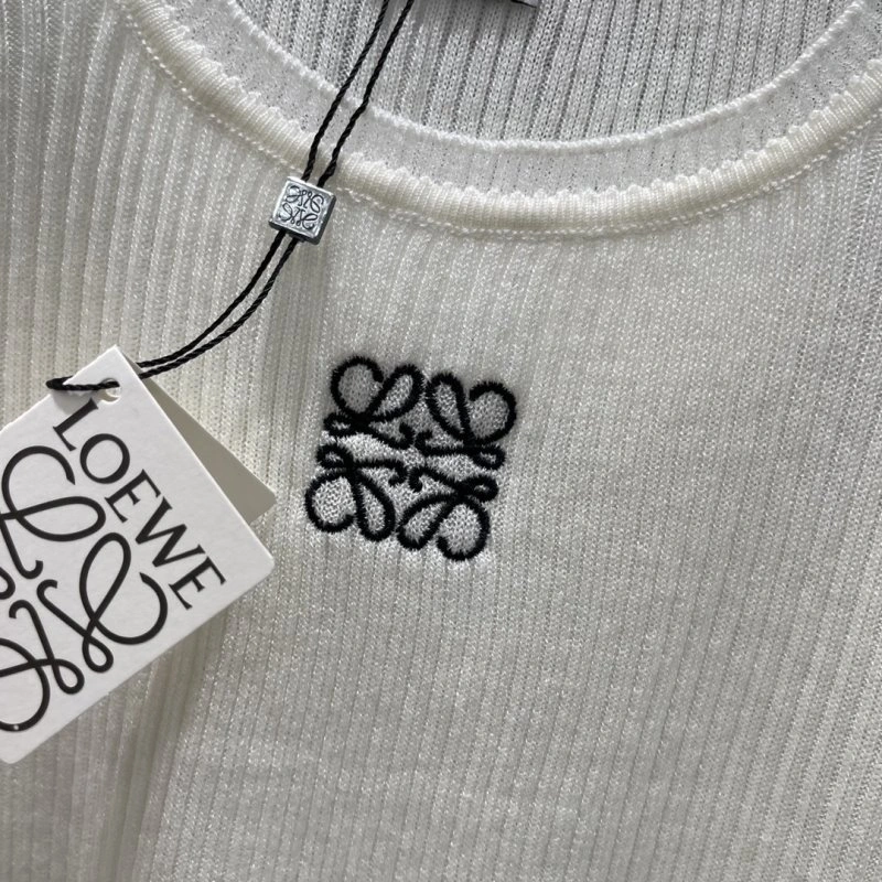 Accurate model Loewe Vest