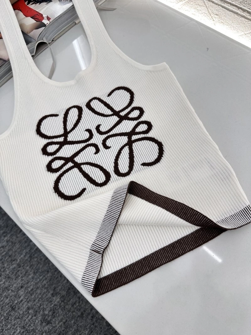 Budget-friendly Loewe Vest
