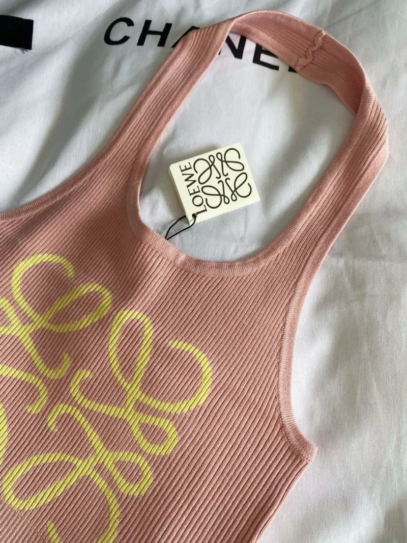 Budget-friendly Loewe Vest