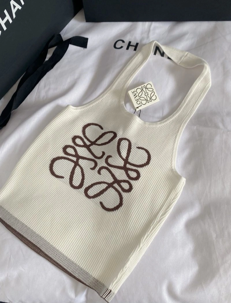 Accurate model Loewe Vest