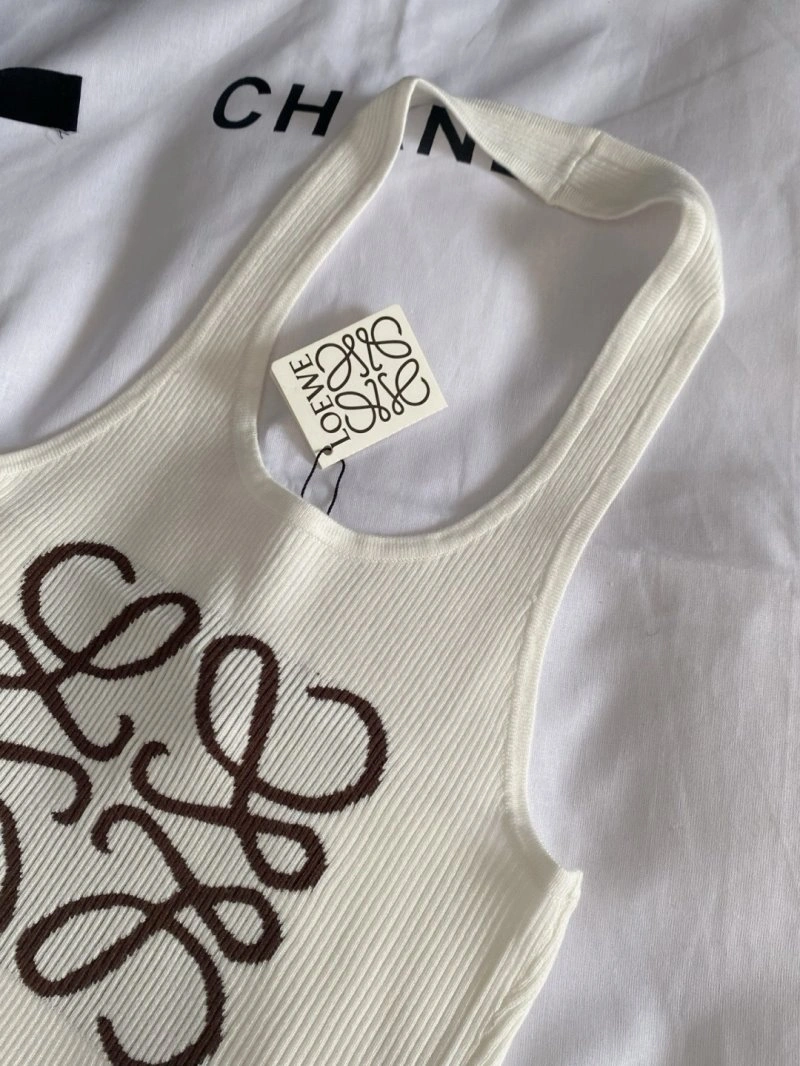 Accurate model Loewe Vest