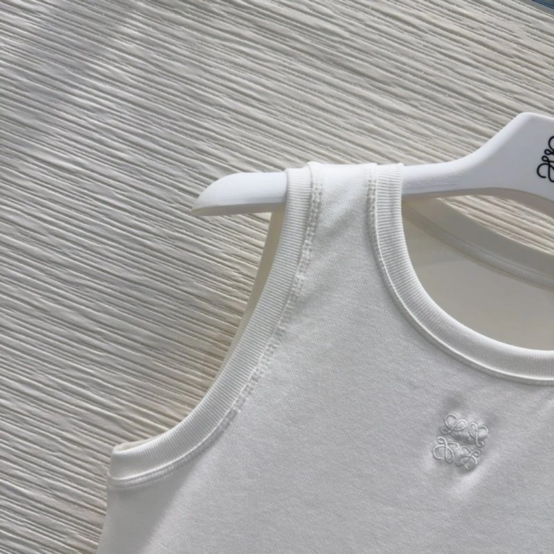 Indistinguishable Loewe Vest