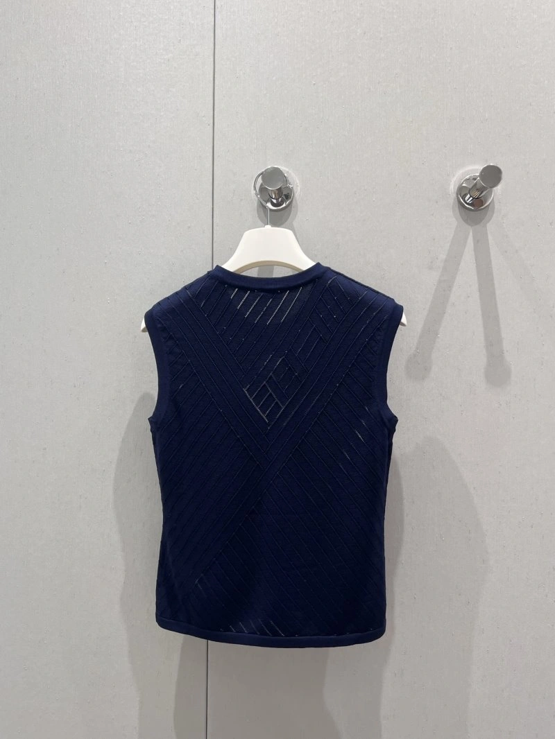 Value-priced Loewe Vest
