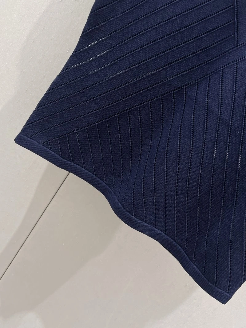 Value-priced Loewe Vest