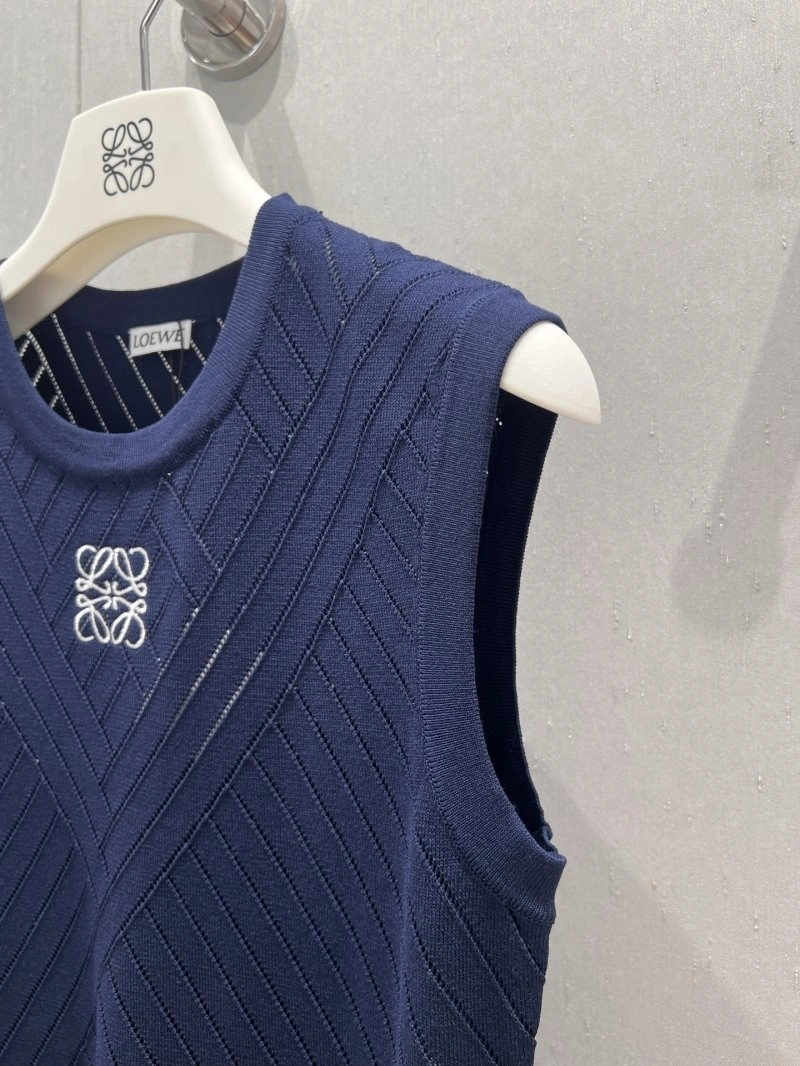 Value-priced Loewe Vest
