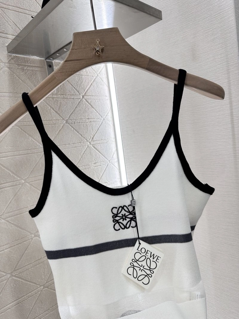Accurate model Loewe Vest