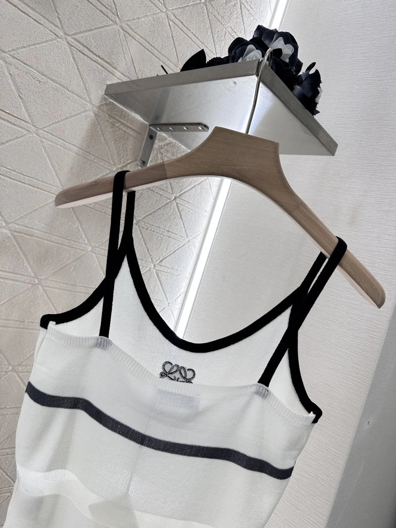 Accurate model Loewe Vest