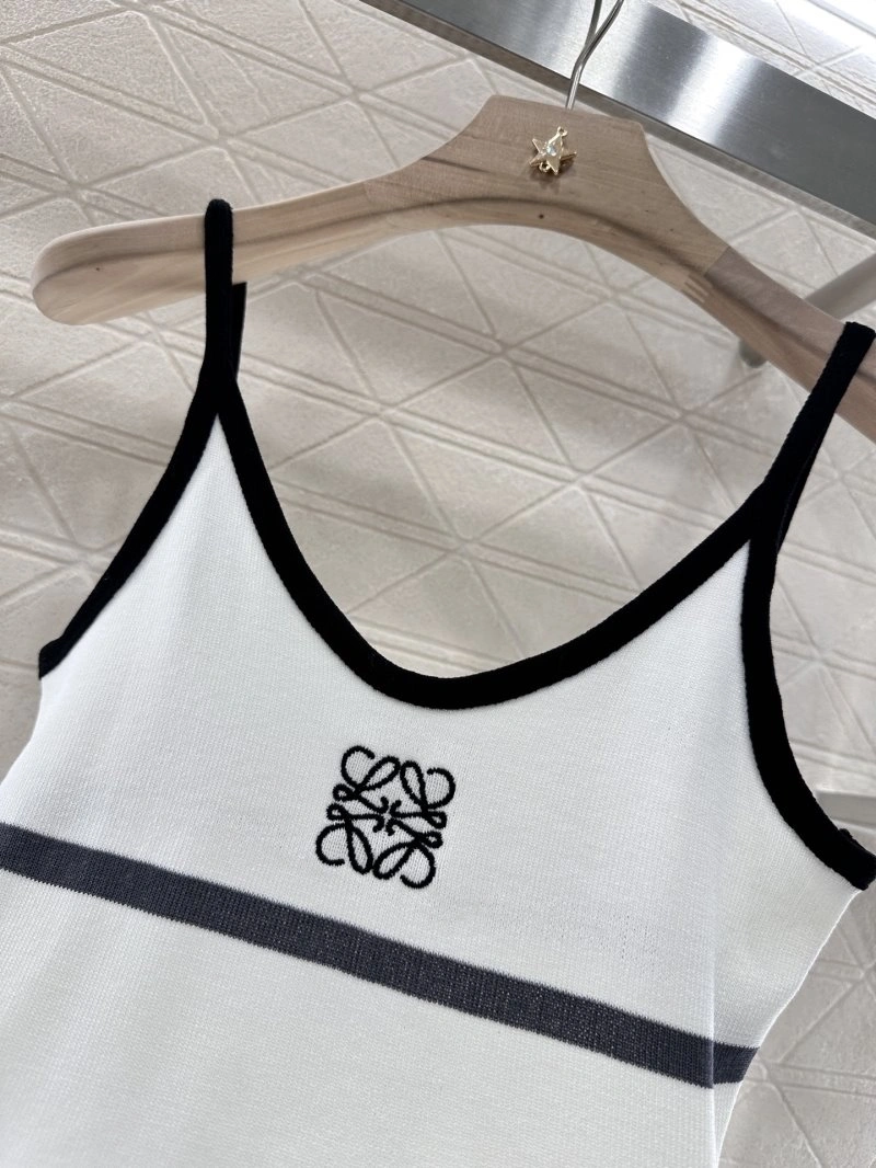Accurate model Loewe Vest