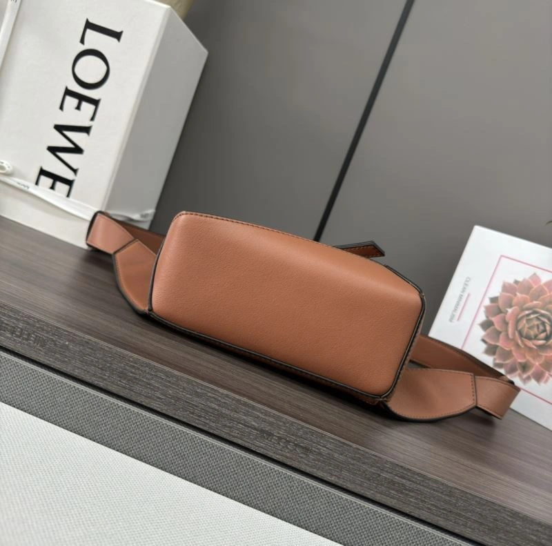 Accurate model Loewe Waist Chest Packs