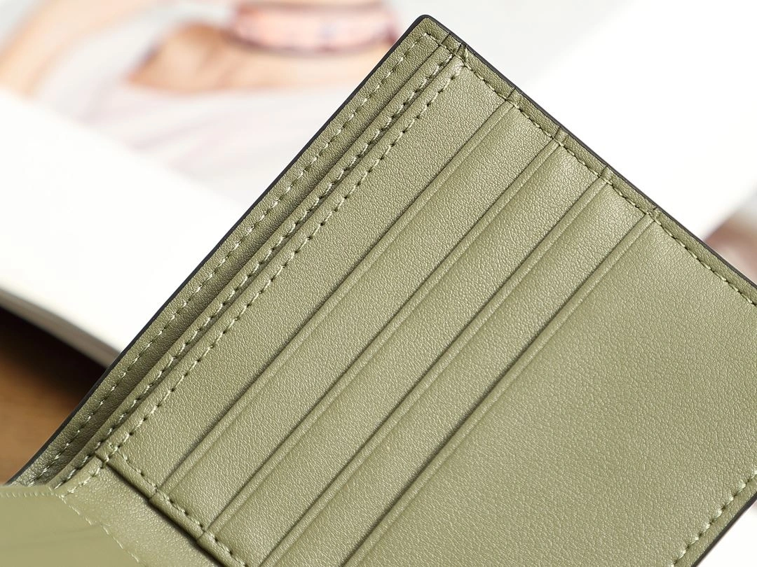 High accuracy Loewe Wallets Purse